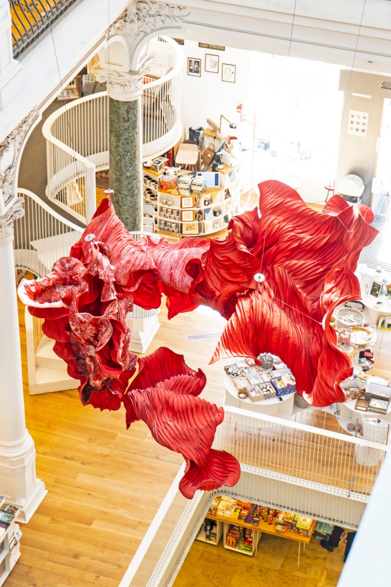 Beautiful installation in Cărturești Carusel Bookstore – Gentenaar ...